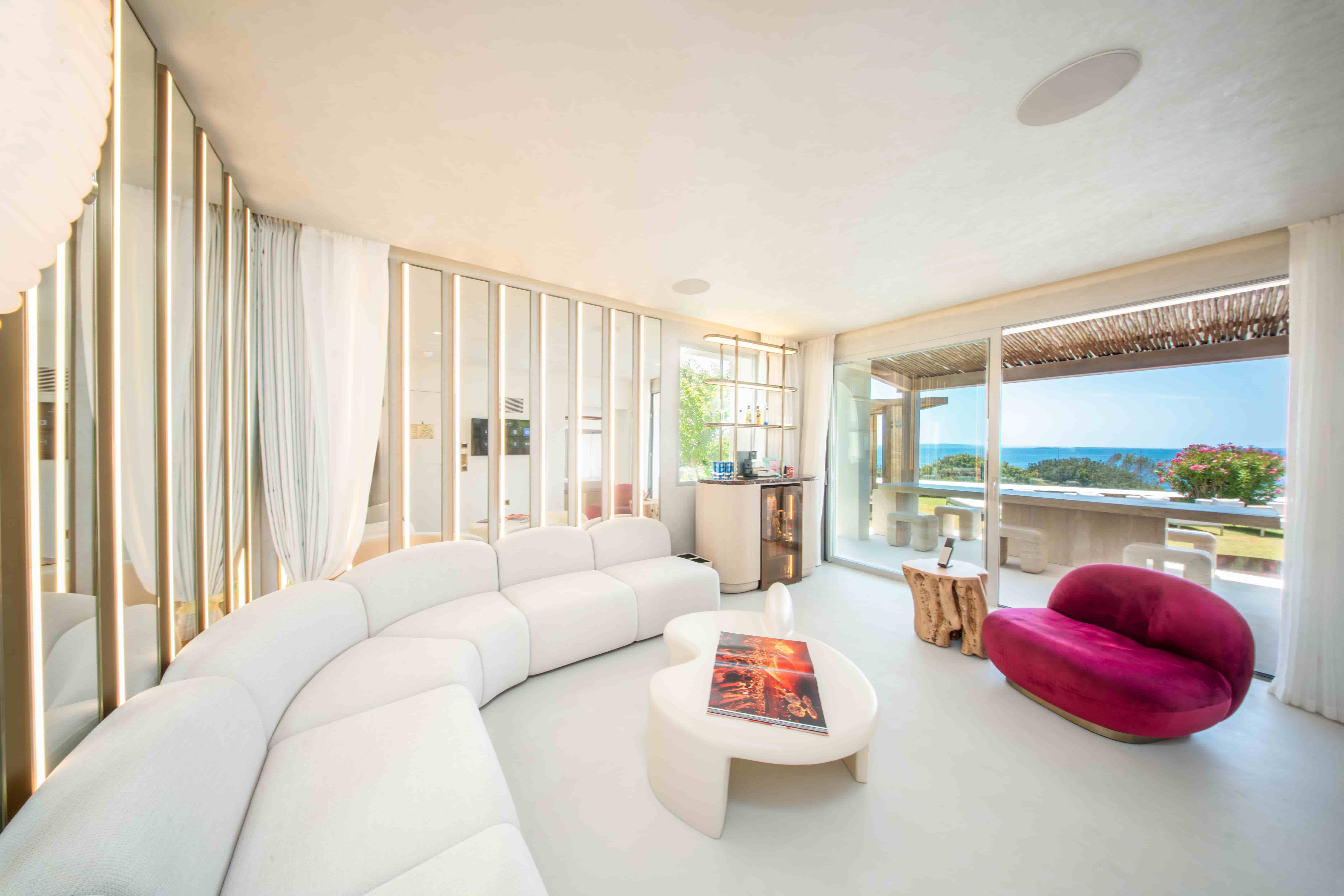 Cherry Suite with XL Pool | Destino Five Ibiza